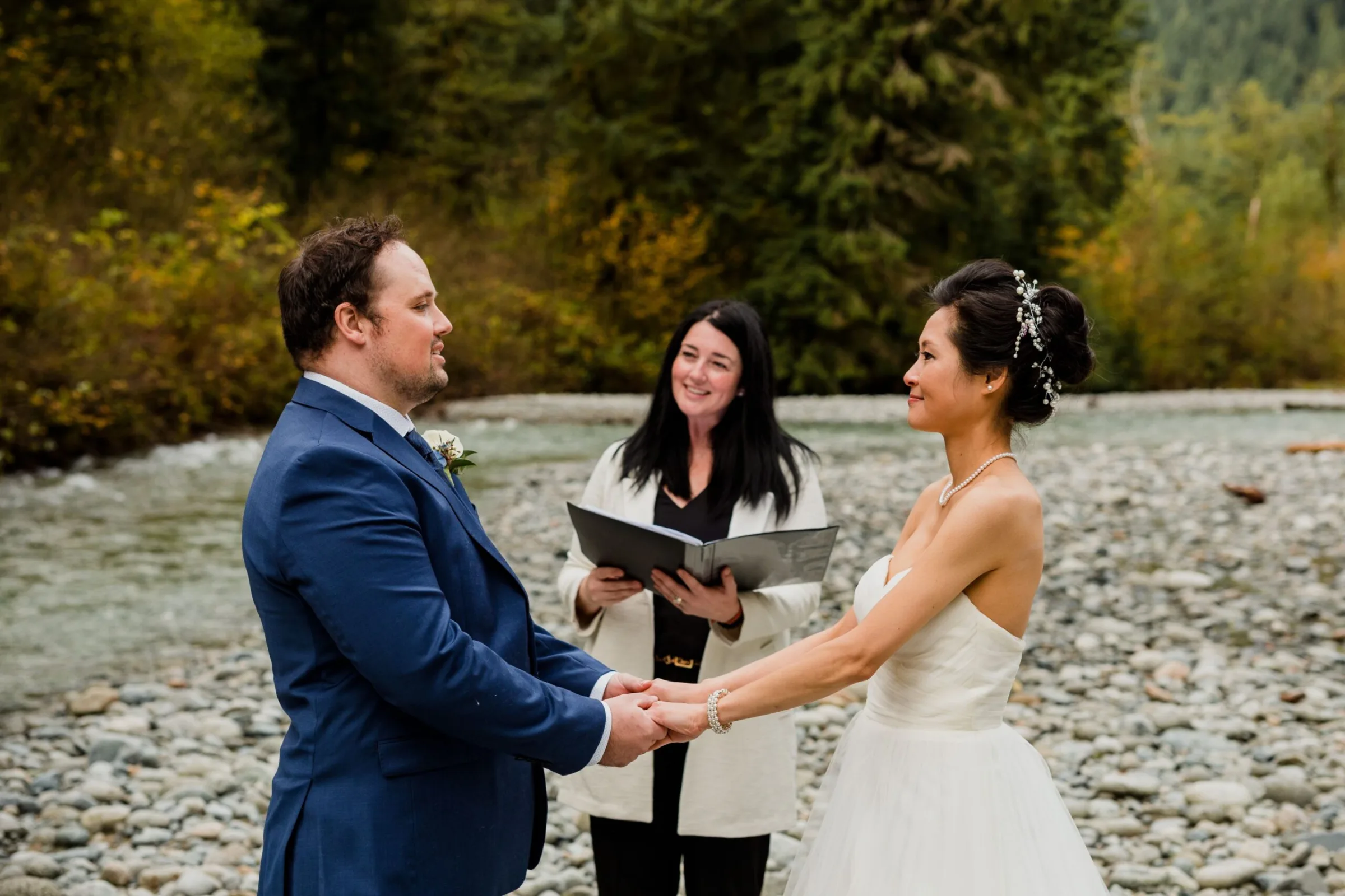 What Does a Wedding Officiant Do? - Young Hip & Married
